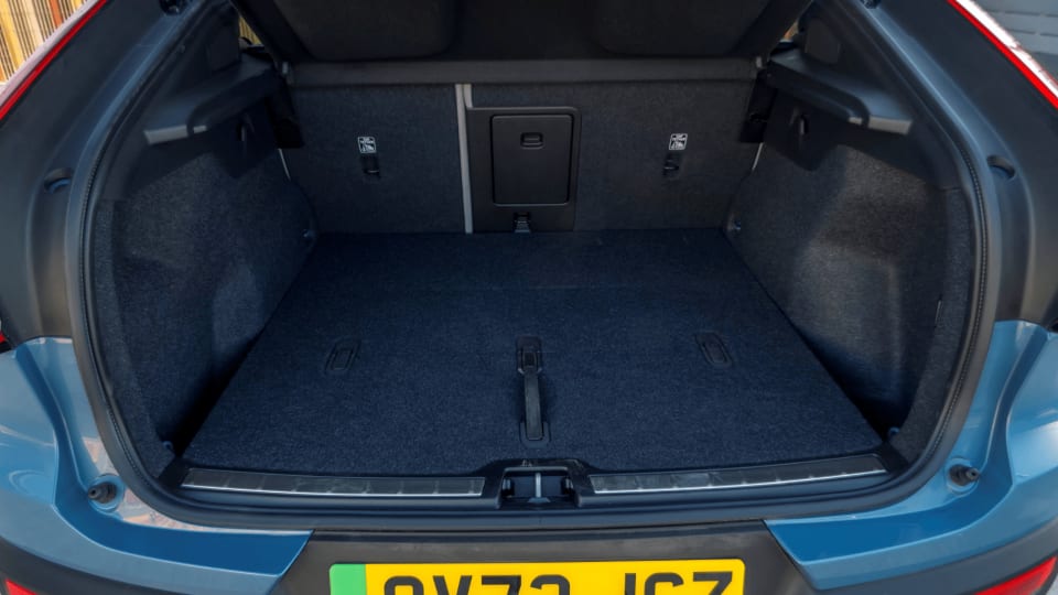 Volvo EC40 ESTATE 185kW Extended Range Plus 78kWh 5dr Auto Lease ...