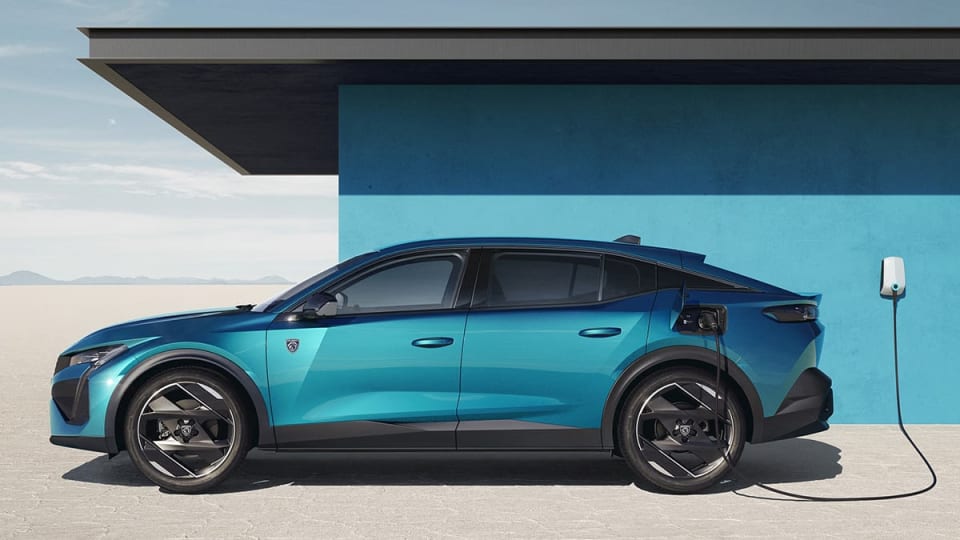 Peugeot 408 Fastback 1.2 Hybrid 136 GT 5dr e-DSC6 Lease - Select Car ...