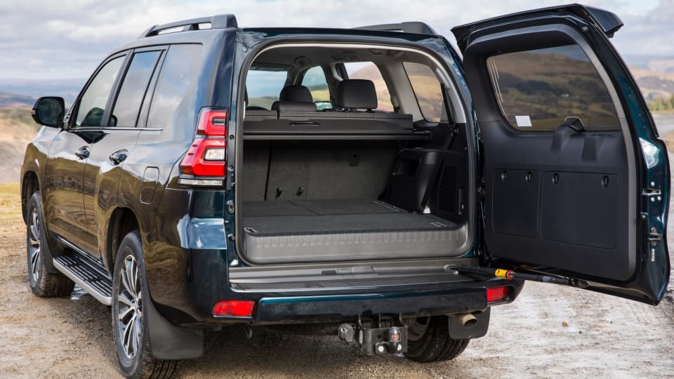 Land Cruiser 7 Seaternull