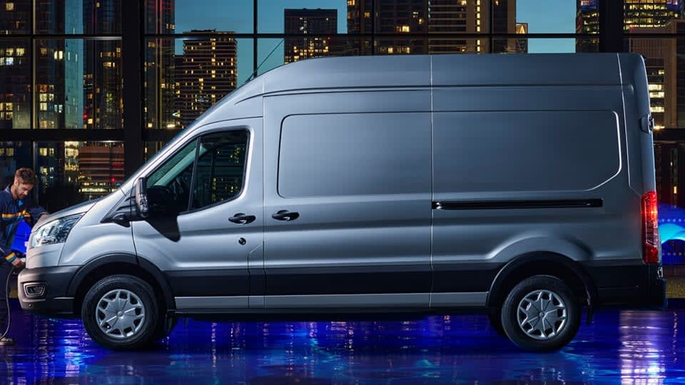 Ford E-Transit Large Van E- 350 L3 RWD 198kW 68kWh H3 Leader Van Auto ...