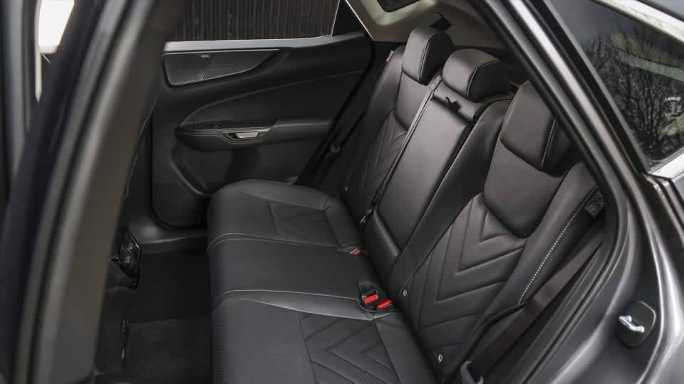 Lexus NX Estate 350h 2.5 5dr E-CVT [Premium/Pan roof/Link Pro] 2WD ...