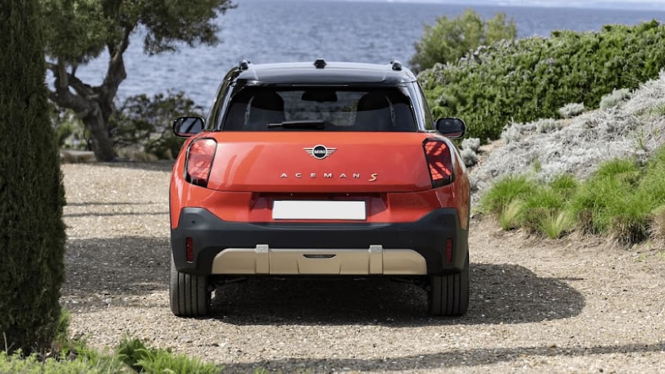 Mini Aceman Hatchback 135kW E Classic 43kWh 5dr Auto Lease - Select Car ...