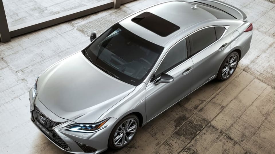 Lexus ES Saloon 300h 2.5 Premium Plus 4dr CVT Lease - Select Car Leasing