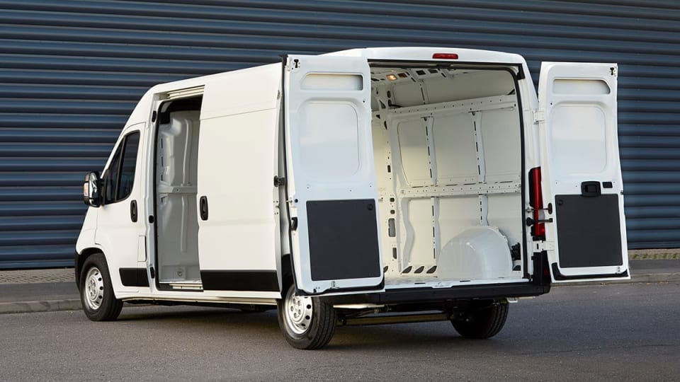 Citroen ë-Relay Large Van e- 4000 L3 200kW 110kWh H3 Van Enterprise ...