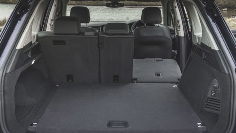 Volkswagen Touareg SUV 3.0 V6 TDI 4Motion 286 Black Edition 5dr Tip ...