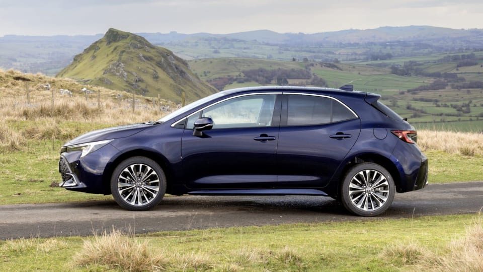 Toyota Corolla Hatchback 2.0 Hybrid Excel 5dr CVT [Bi-tone] Lease ...