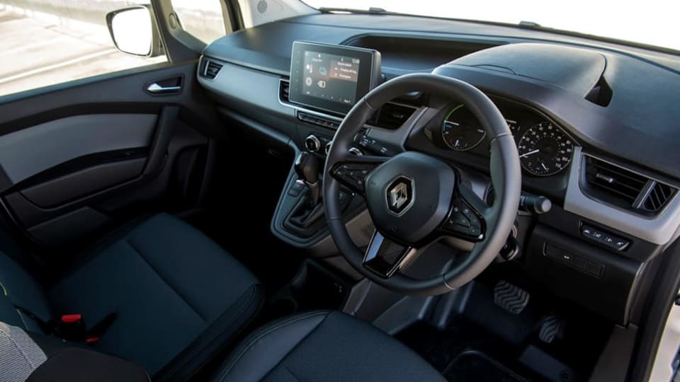 Renault Kangoo E-Tech Small Van L2 E-TECH LL21 90kW 44kWh Advance ...