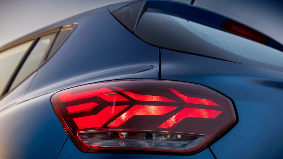 Dacia Sandero Hatchback 1.0 Tce Bi-Fuel Essential 5dr Lease - Select ...