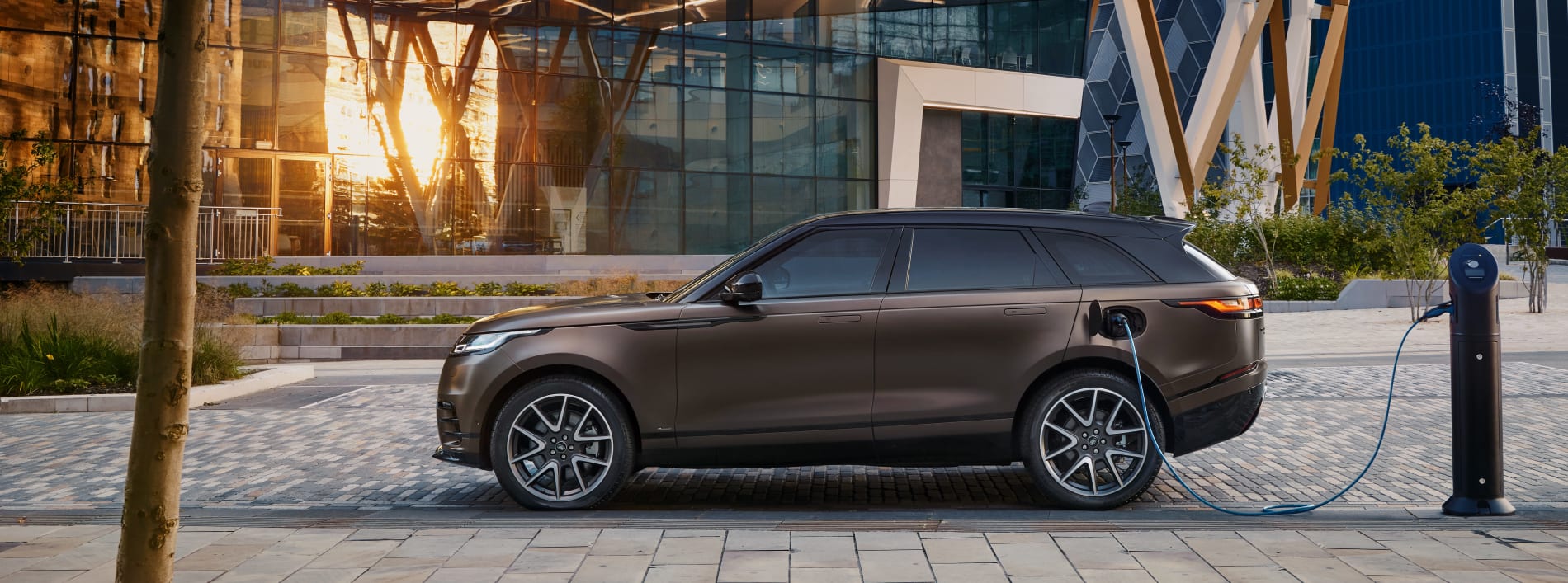 Quick Guide to Plug-in Hybrid Electric Vehicles PHEV | Select Car Leasing