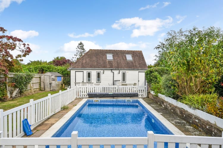 Old Thatch, 3 Bedroom House, For Sale in Peasmarsh TN31 | Hobbs Parker Estate Agents