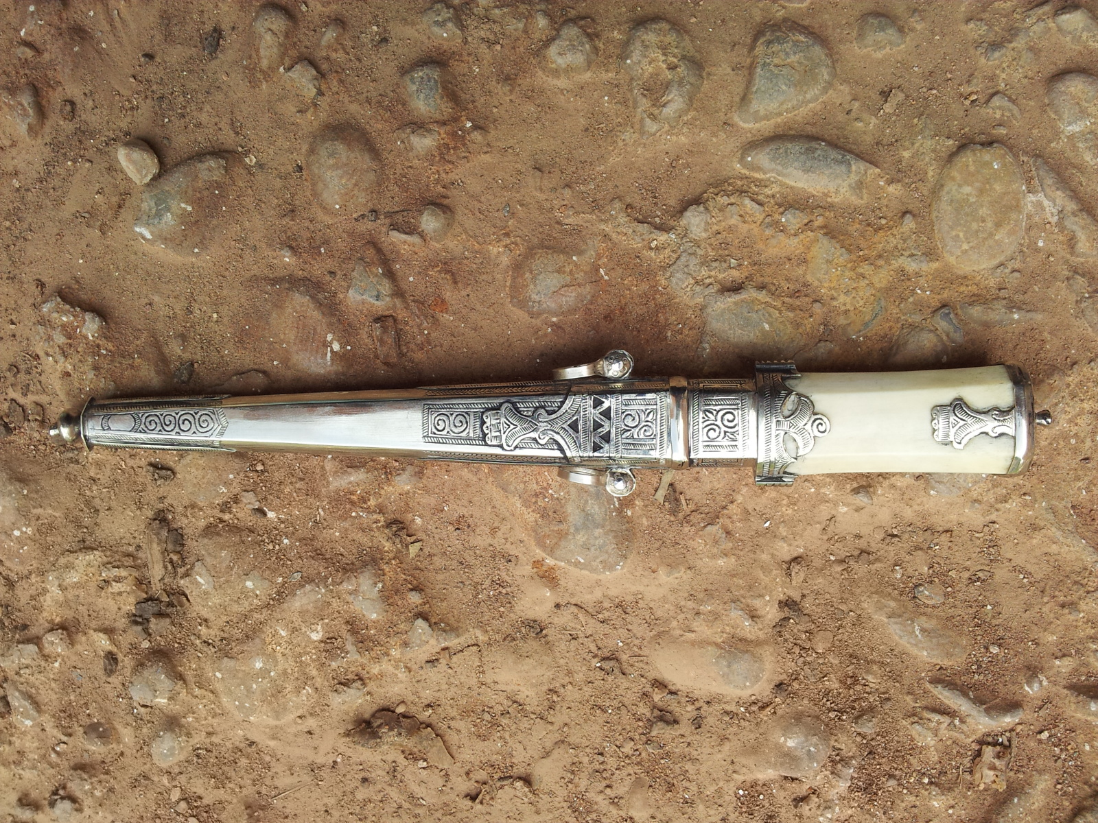 Straight Dagger | Fair Trade Morocco Anou