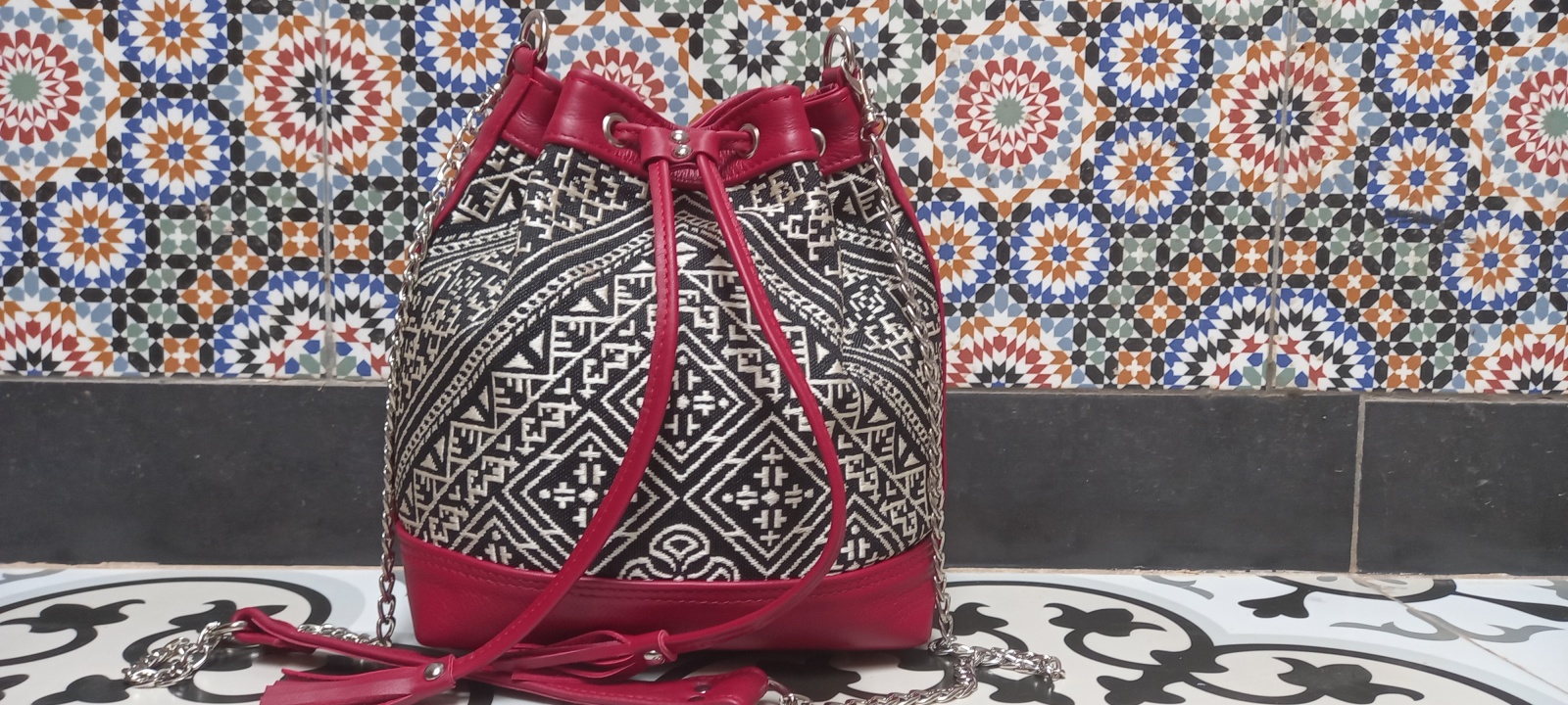 bag leather and Sabra silk Red, Black Morocco | Fair Trade Morocco Anou
