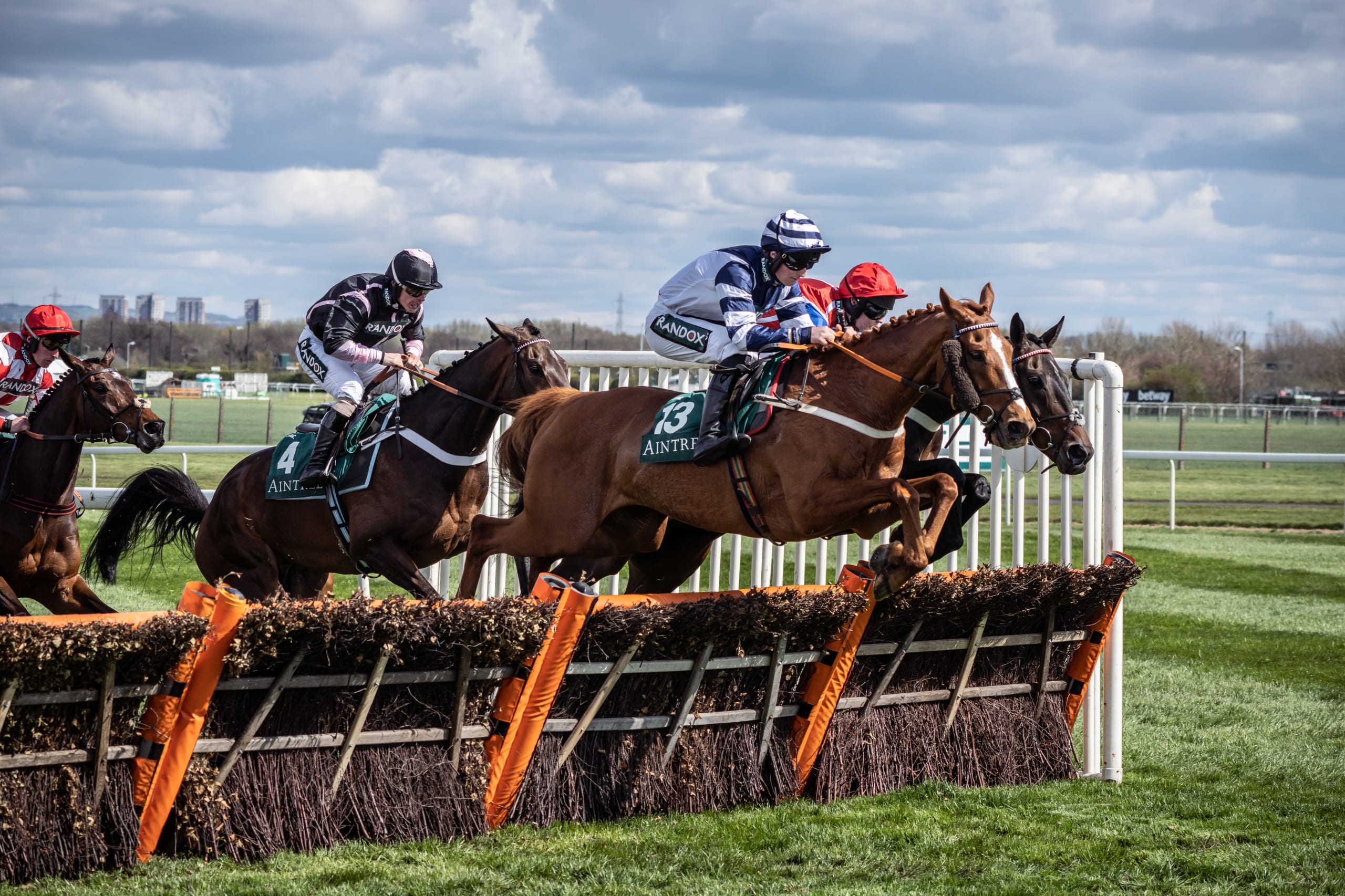 Grand National Facts & Figures - Hospitality Finder