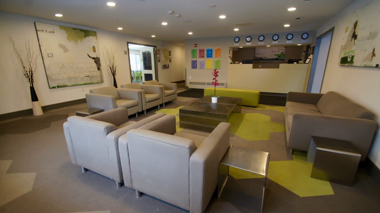 HI - Calgary City Centre - Hostelling International: Hostels Worldwide