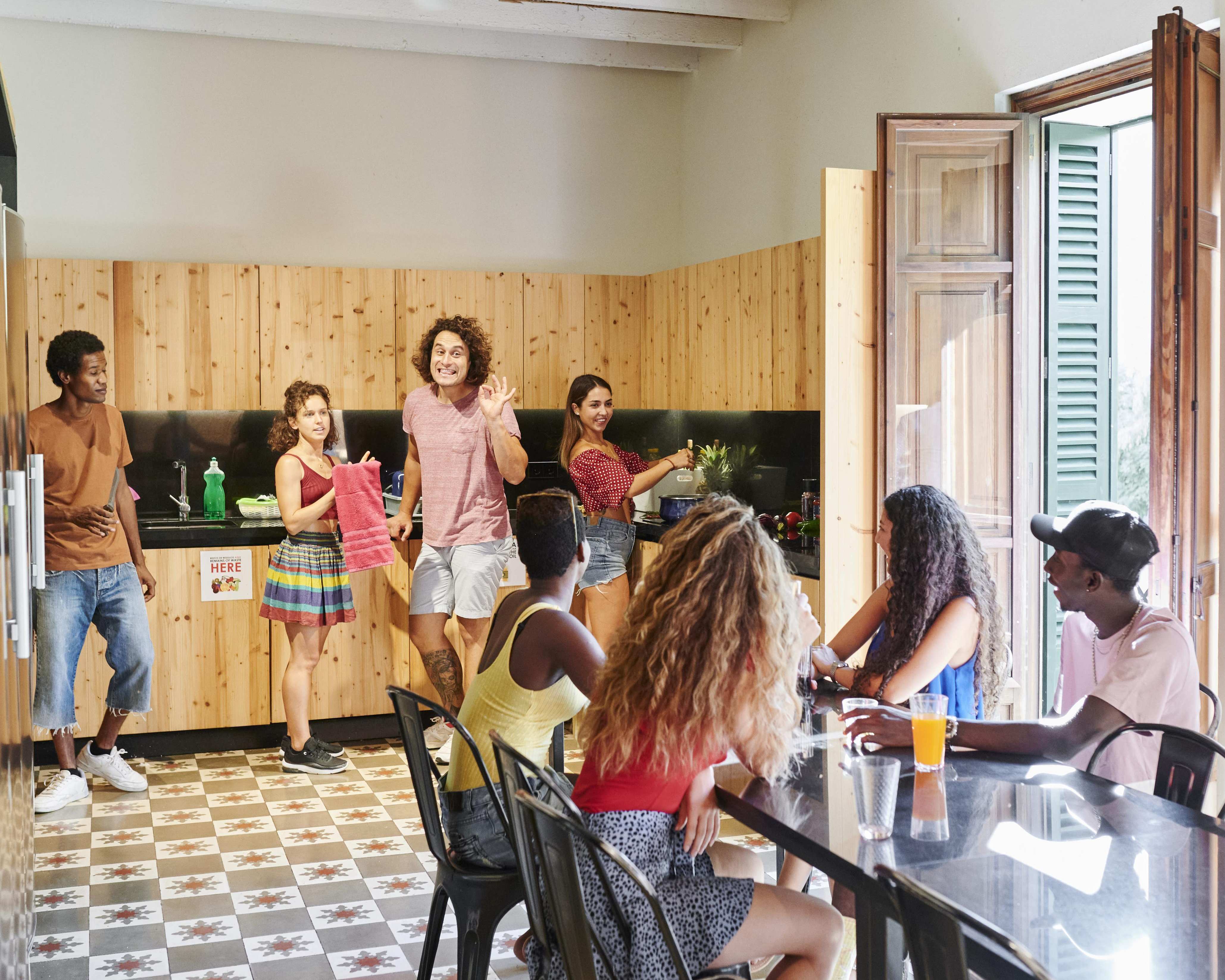 * The Boc Hostel (Palma de Mallorca) *Antiguo Fleming – Hostelling ...