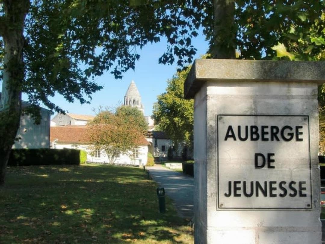 Auberge de jeunesse Hi Saintes - Saintes - France