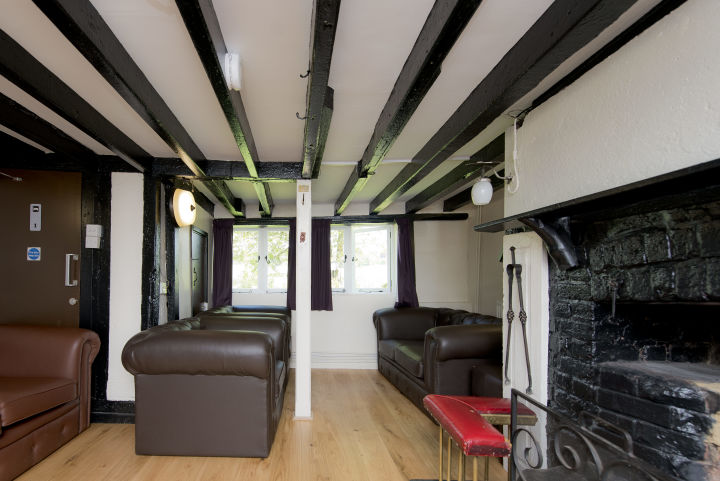 YHA Tanners Hatch Surrey Hills - Dorking - United Kingdom