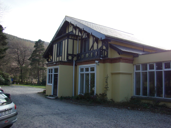 Glendalough International YHA - Hostels Worldwide - Hostelling ...