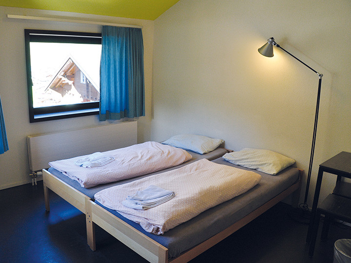 Zermatt Youth Hostel - Zermatt - Switzerland - Youth Hostel