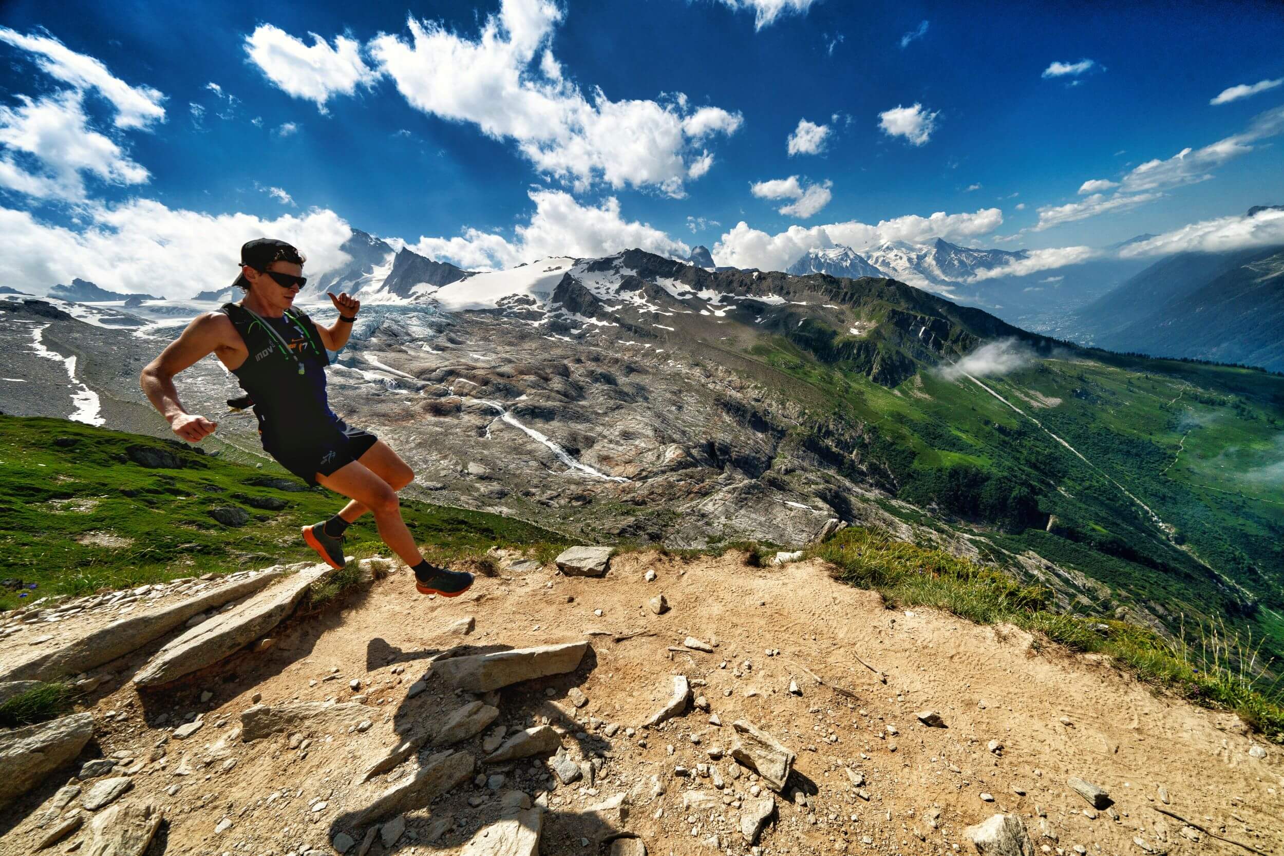 Hour 7 | 16th Overall at UTMB 2023