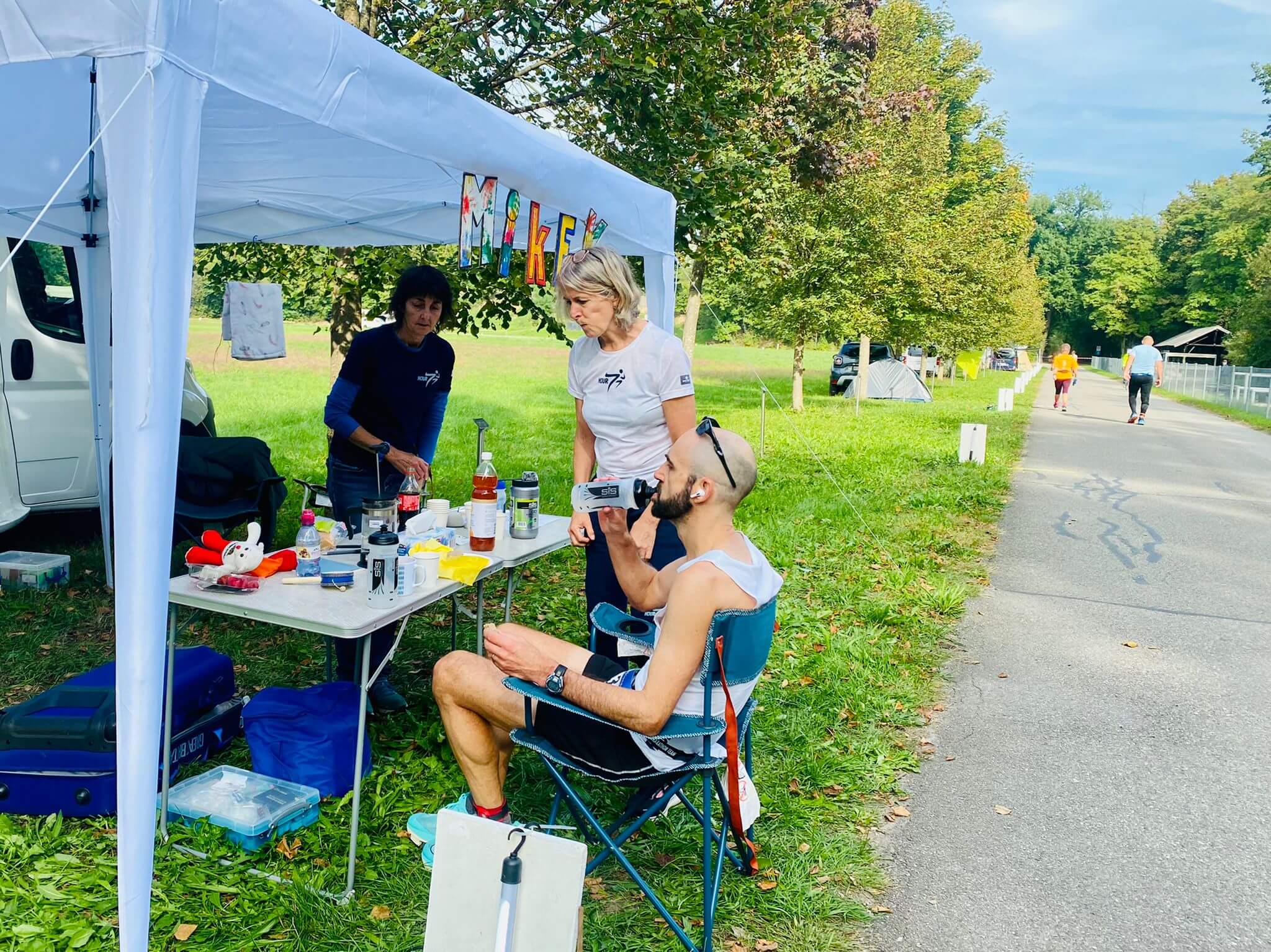 Hour 7 | Why Running Long Distances Alone is a Team Sport