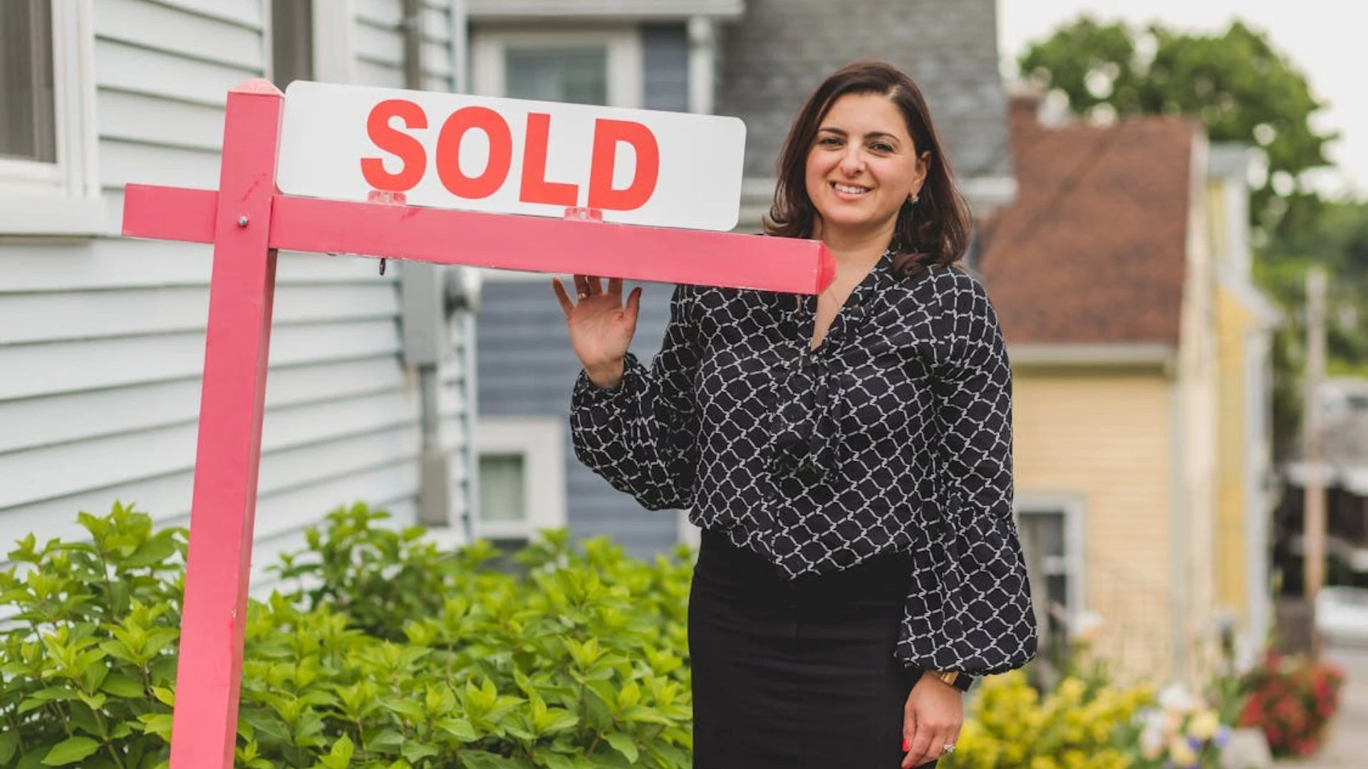 Selling a House with a Mortgage: What You Need to Know