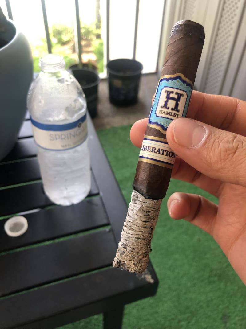 Today's Smokes Group | Cigar World