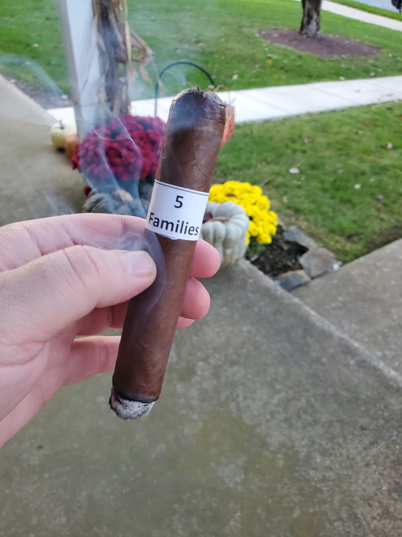 Today's Smokes Group | Cigar World | Cut, Light, Connect