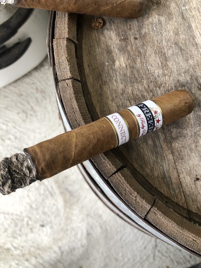 Today's Smokes Group | Cigar World