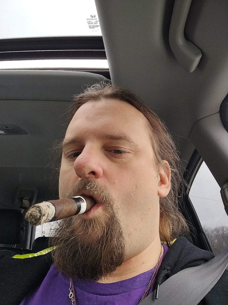 Enjoying a relaxing smoke | Cigar World