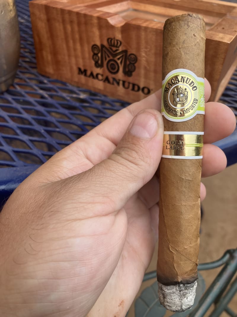 Mac gold label | Cigar Reviews | Cigar World