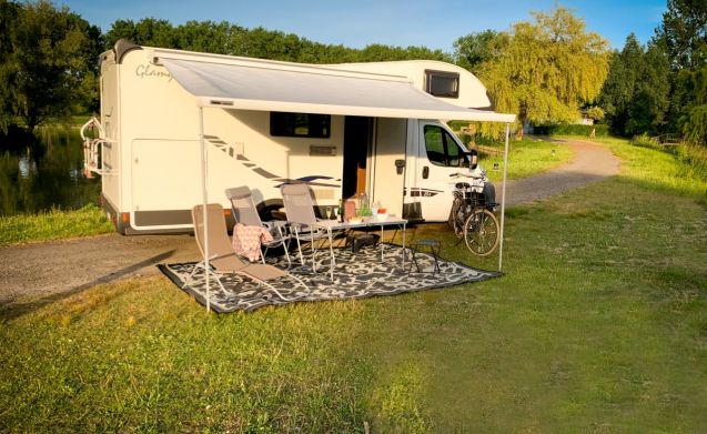 The Princess – Princess camper - spacious alcove camper for 6 people ...