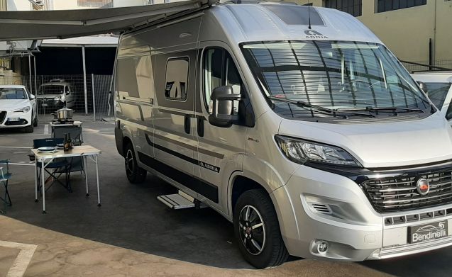 JUNIOR SUITE – Adria Van 600 family with 4 seats from €100 p.d. - Goboony