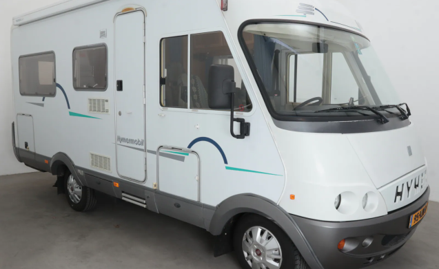 Hymer vast bed – Luxus-Eingang Hymer B574 ab 106 € p. T. – Goboony