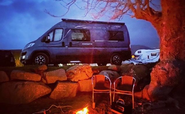 Ronnie – 3 berth Compass CV 40 from £144 p.d. - Goboony