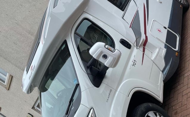 Gregory's Getaways – 6 berth Roller Team bus from 2018 from £144.00 p.d ...
