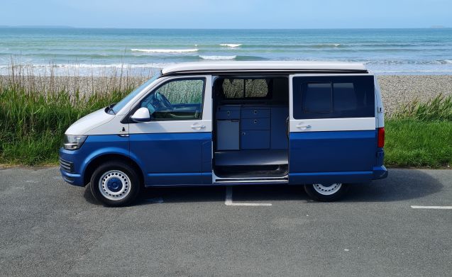 Cosmo – camper volkswagen. 2015T6 da 111 £ al giorno - Goboony