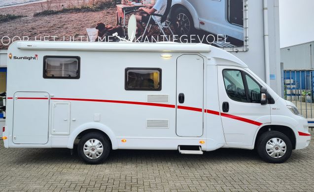 2p Sunlight van 2020 compact en comfortabel vanaf € 98 p.d. - Goboony