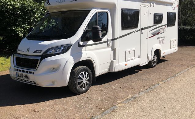Precious! – 6 berth Peugeot semi-integrated from 2017 from £126.00 p.d ...