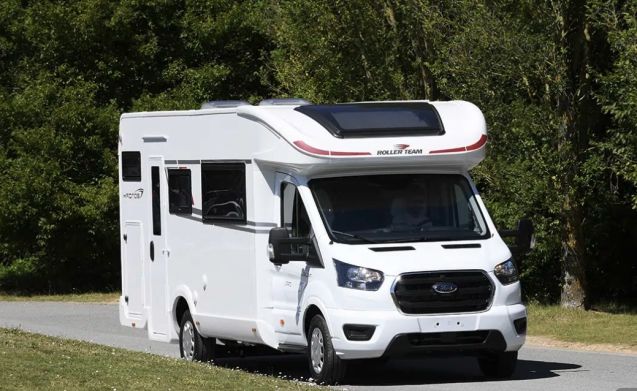 Rollo – p Roller Team semi-integrated from 2024 from €108 p.d. - Goboony
