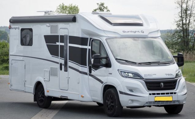 Camper Sunlight T69L – Luxe Sunlight camper voor 2 tot 4 personen vanaf ...