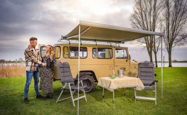 Charlie – Camping-car unique 2P Toyota BJ 45 Adventure de 1982 à partir ...