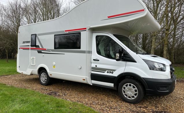 Wilderness – 6 berth Roller Team 690 Auto from £198 p.d. - Goboony