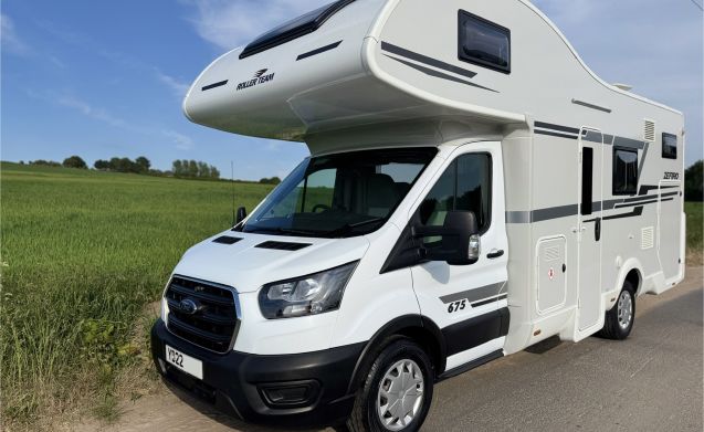 M6 Motorhome Hire Ltd – 6 berth Ford Roller Team Zefiro 675 2022 from £ ...