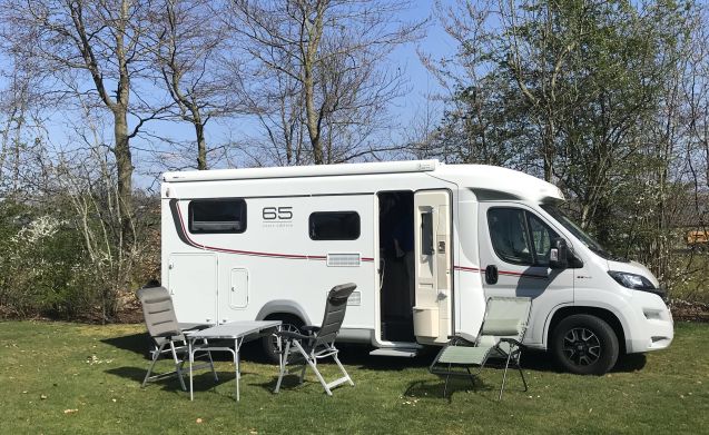 Josfin – LMC built in 2021 from €99.00 p.d. - Goboony