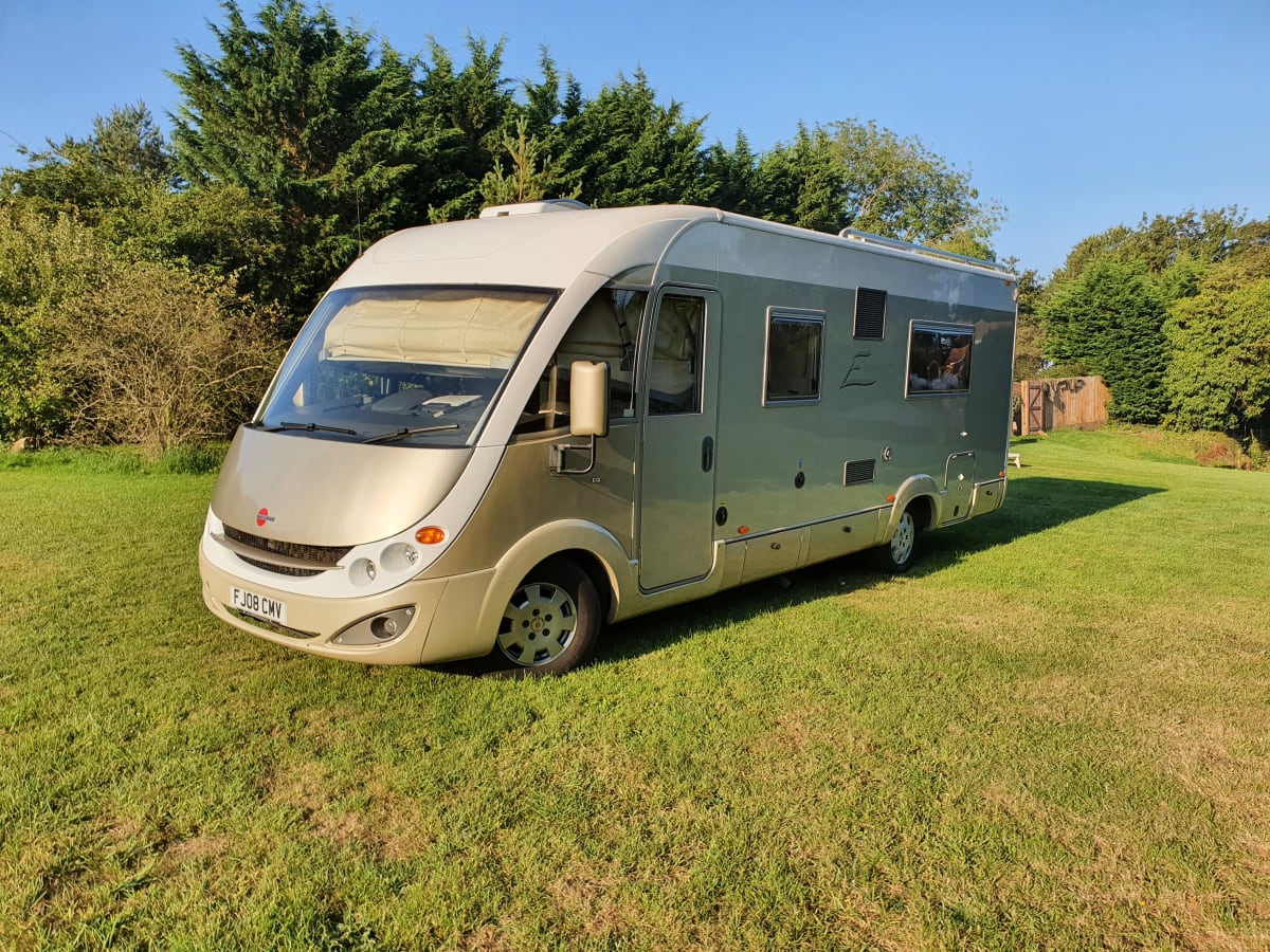 Bernie G – Luxurious and spacious high quality German built integrated ...