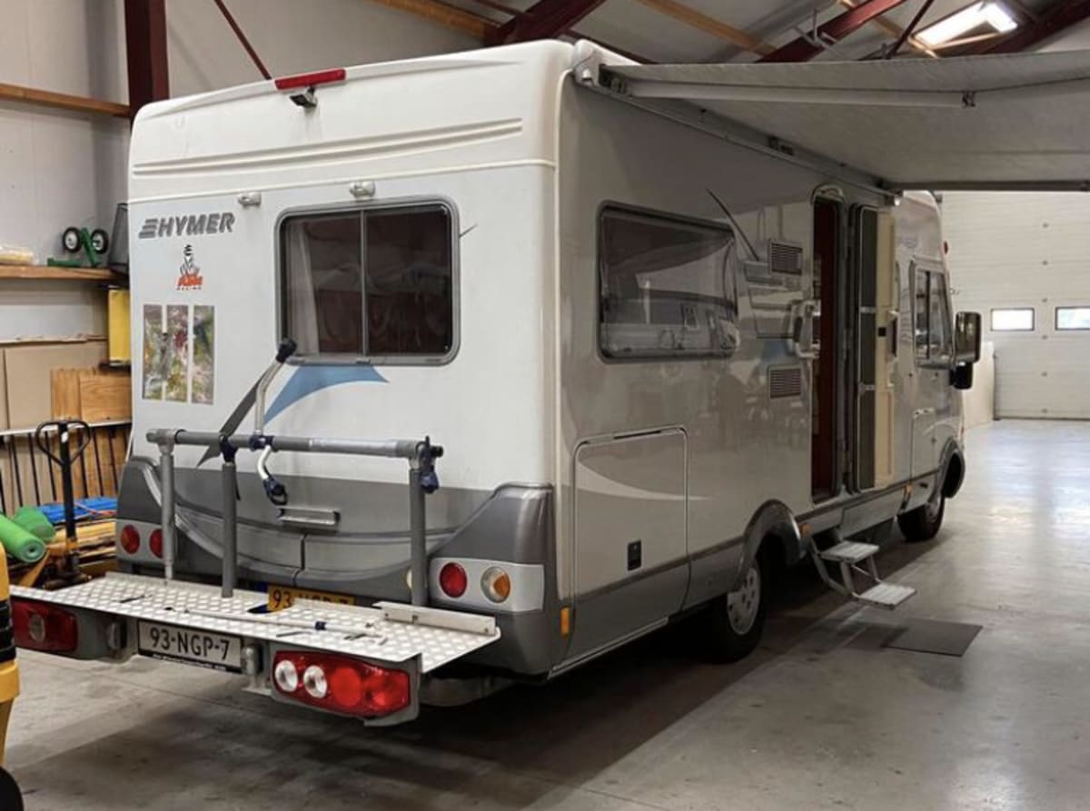 Hymer B654 – Hymer integrated 4p luxe model vanaf € 79 p.d. - Goboony