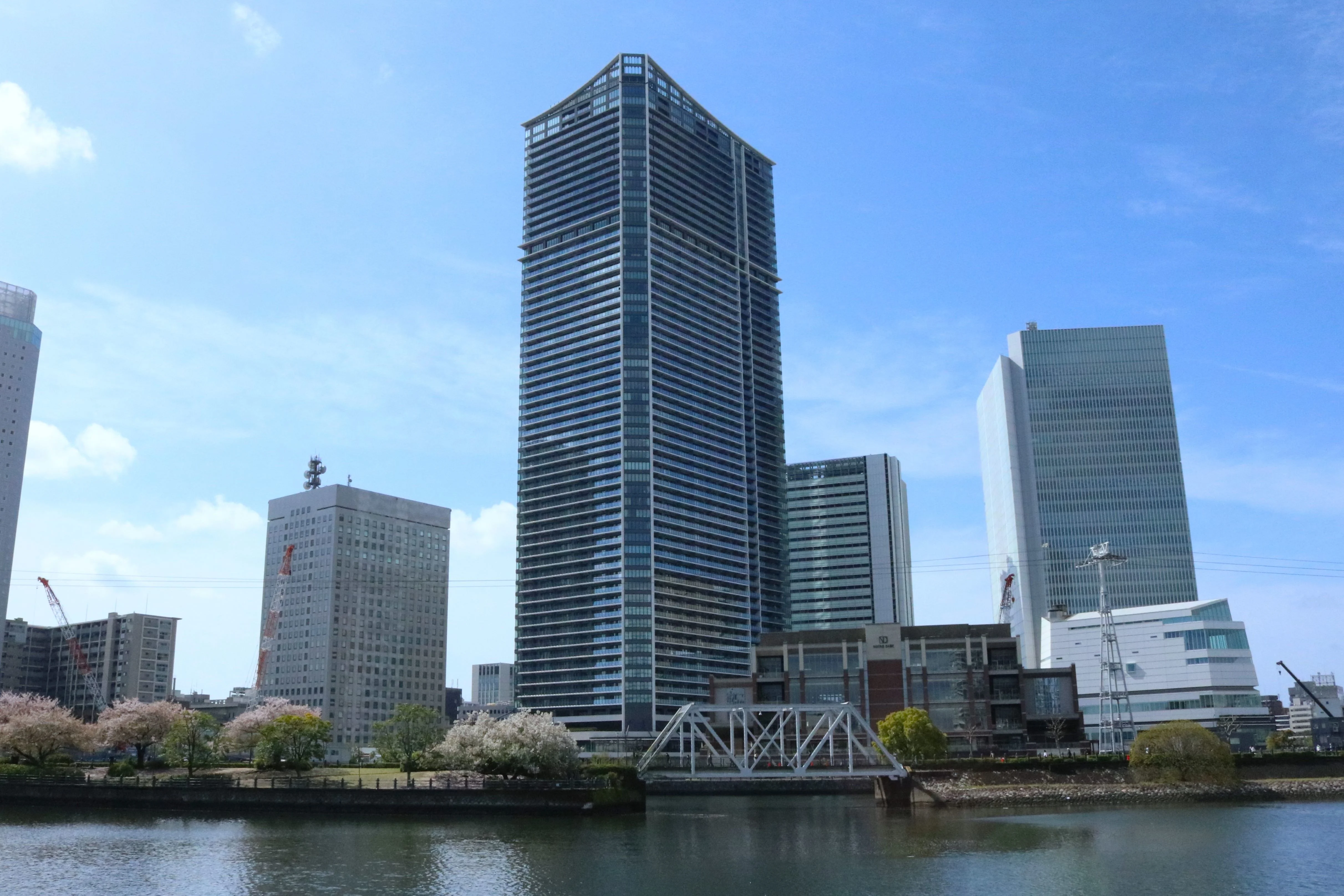 横浜ベイエリアを一望!150m超の絶景ホテル「OMO5横浜馬車道」開業 | 企業ニュース | 星野リゾート【公式】