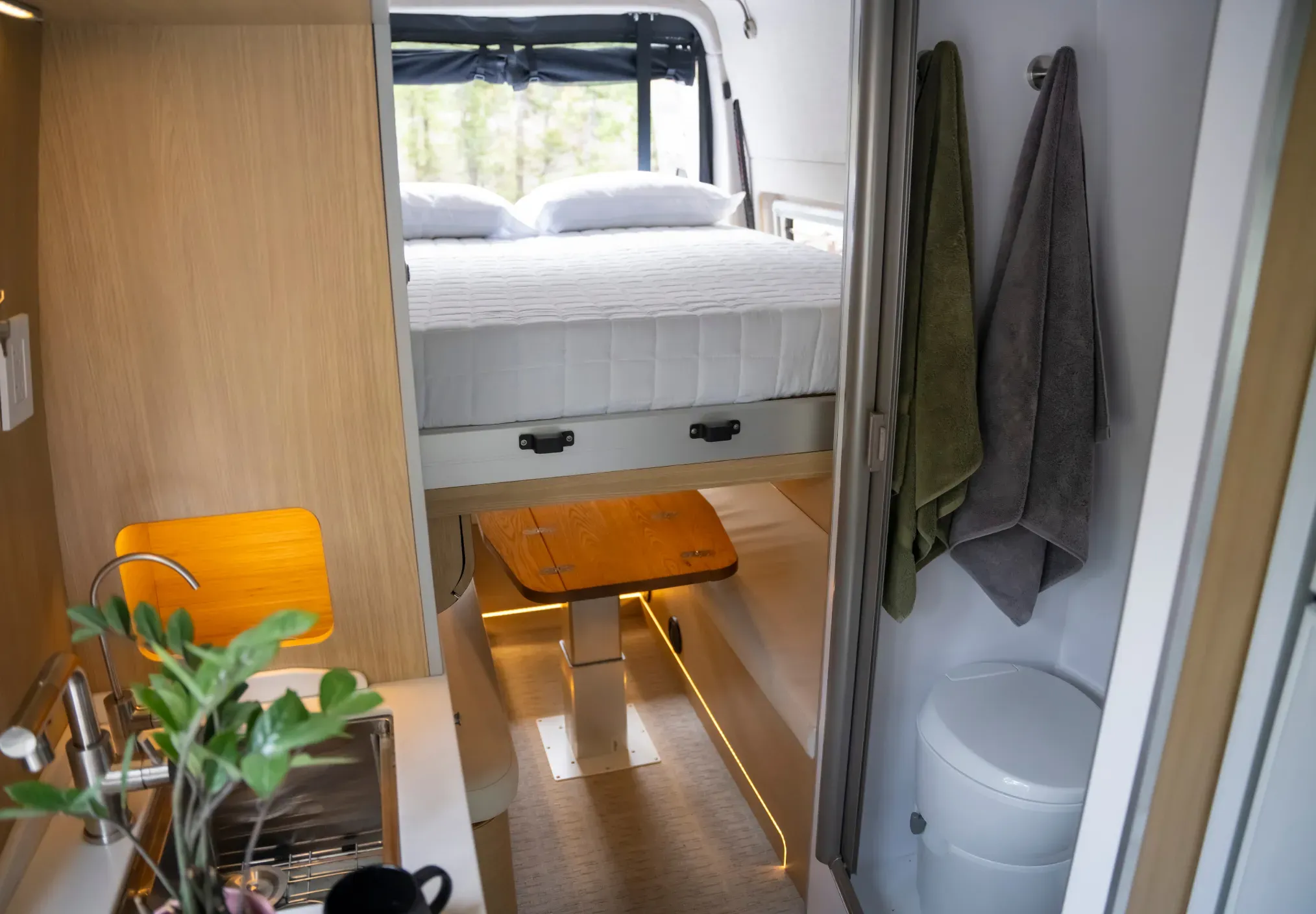 Noovo Plus | Super High Roof 7' Interior Camper Van | Noovolife
