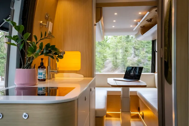Noovo Plus | Super High Roof 7' Interior Camper Van | Noovolife
